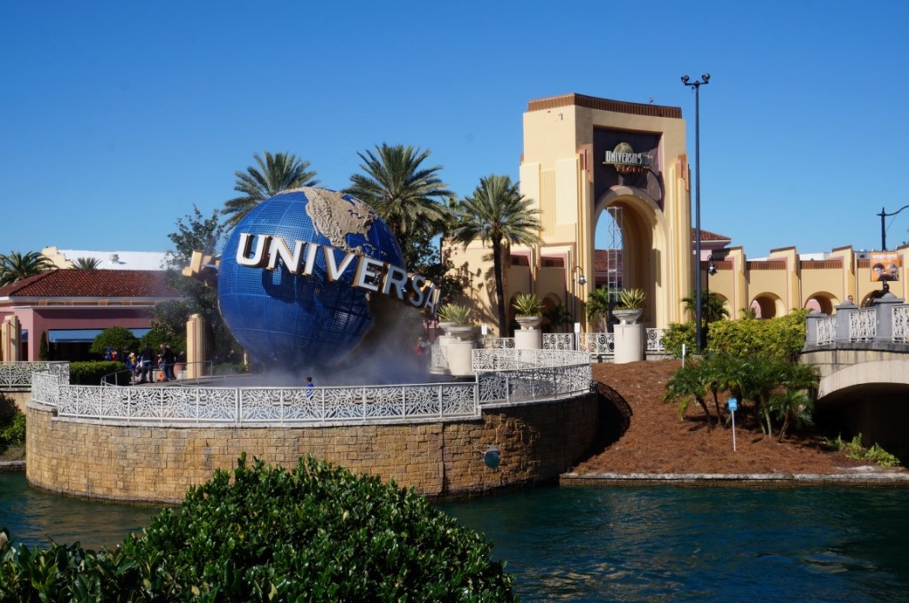 Universal Studios Florida – Roller Coaster Traveller