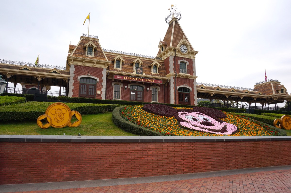 Hong Kong Disneyland – Roller Coaster Traveller